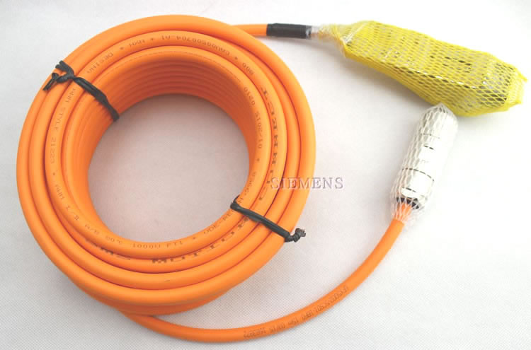 Custom-Made Pre-assembled cables for SINAMICS V90 - PLCs Kit