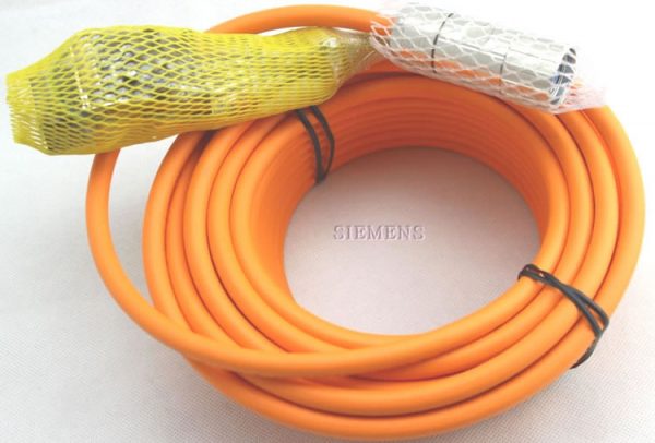 Custom-Made Pre-assembled cables for SINAMICS V90 - PLCs Kit